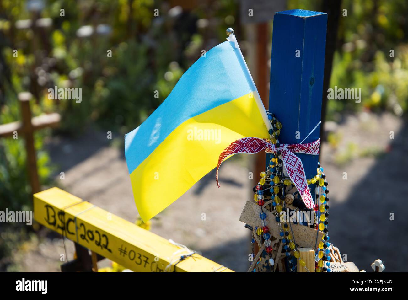Slava ukraini flag hi-res stock photography and images - Alamy