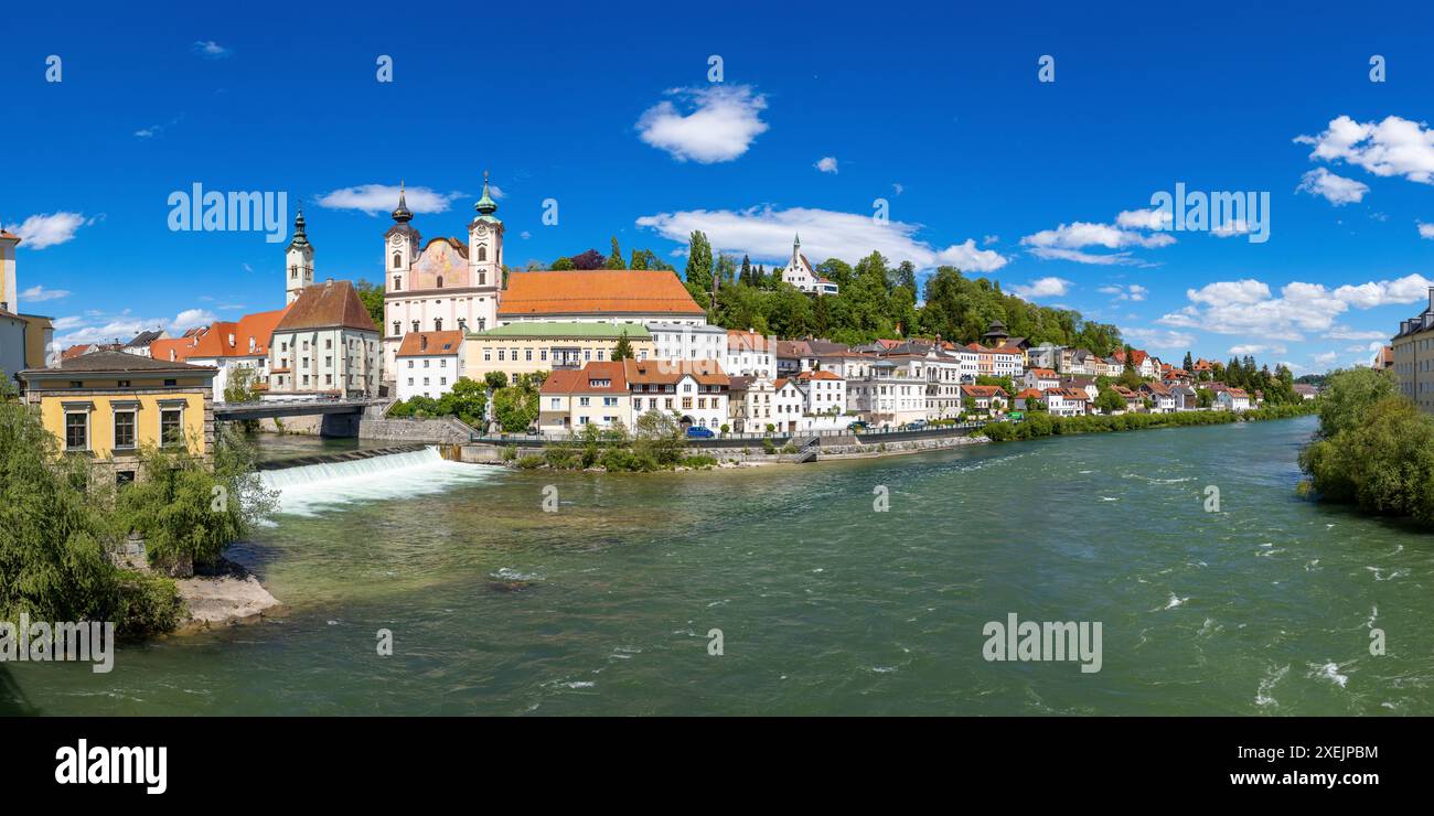Medieval chapel tour hi-res stock photography and images - Alamy