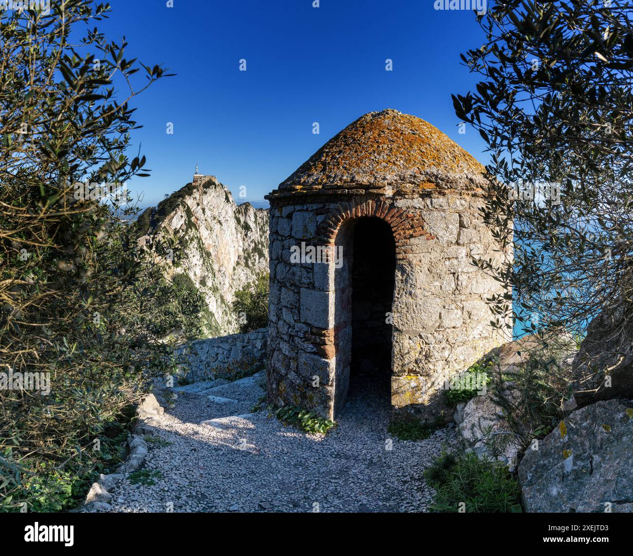 Old guard house hi-res stock photography and images - Alamy