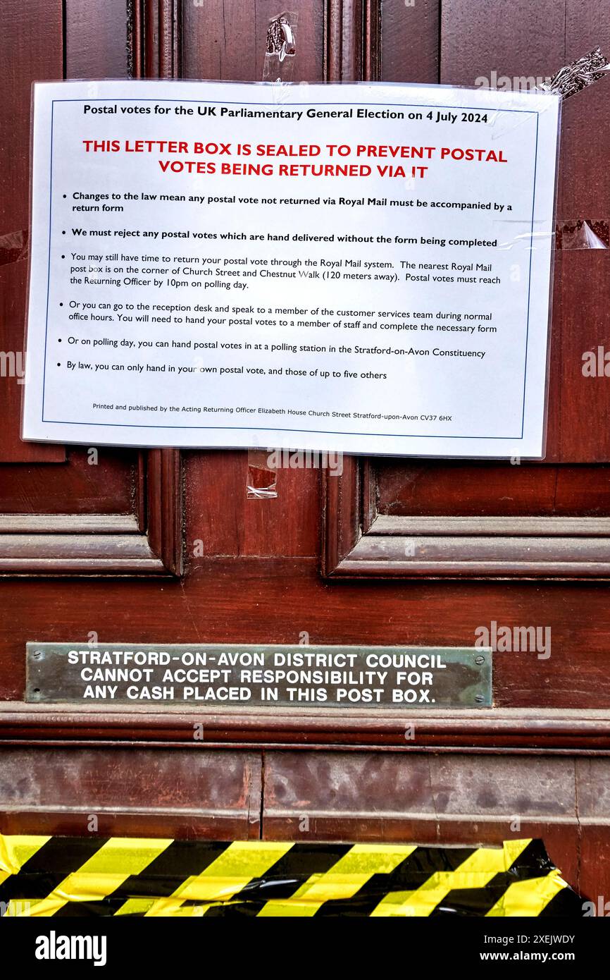Voting violation hi-res stock photography and images - Alamy