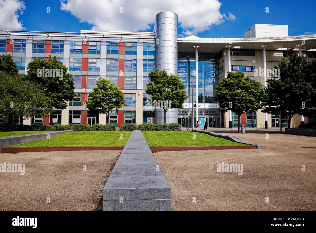 Doncaster University Centre Campus Stock Photo - Alamy