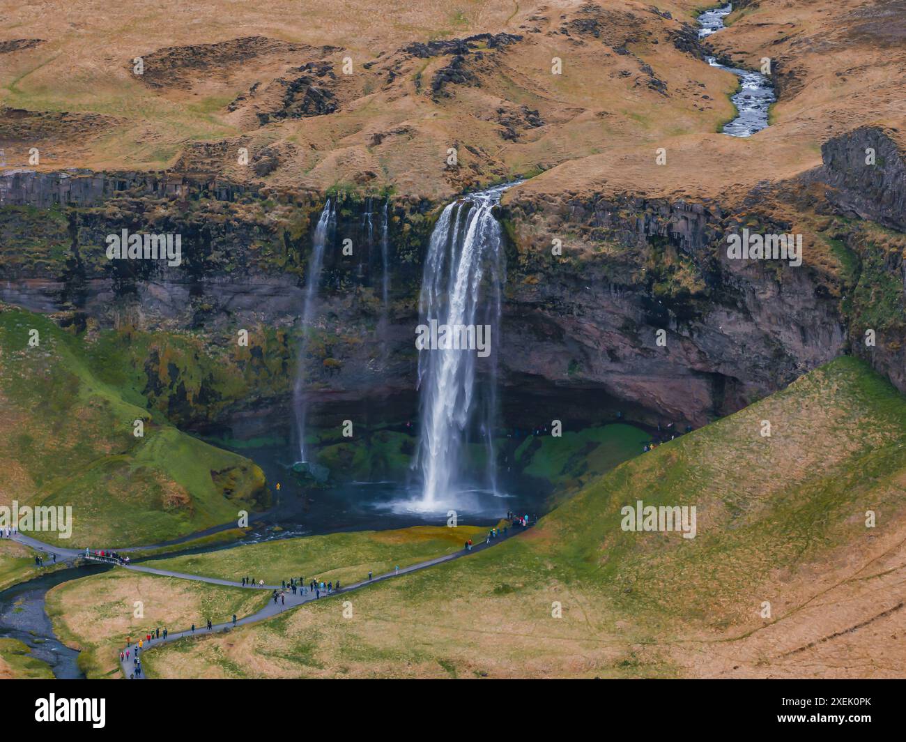 Brown cliff waterfall aerial hi-res stock photography and images - Alamy