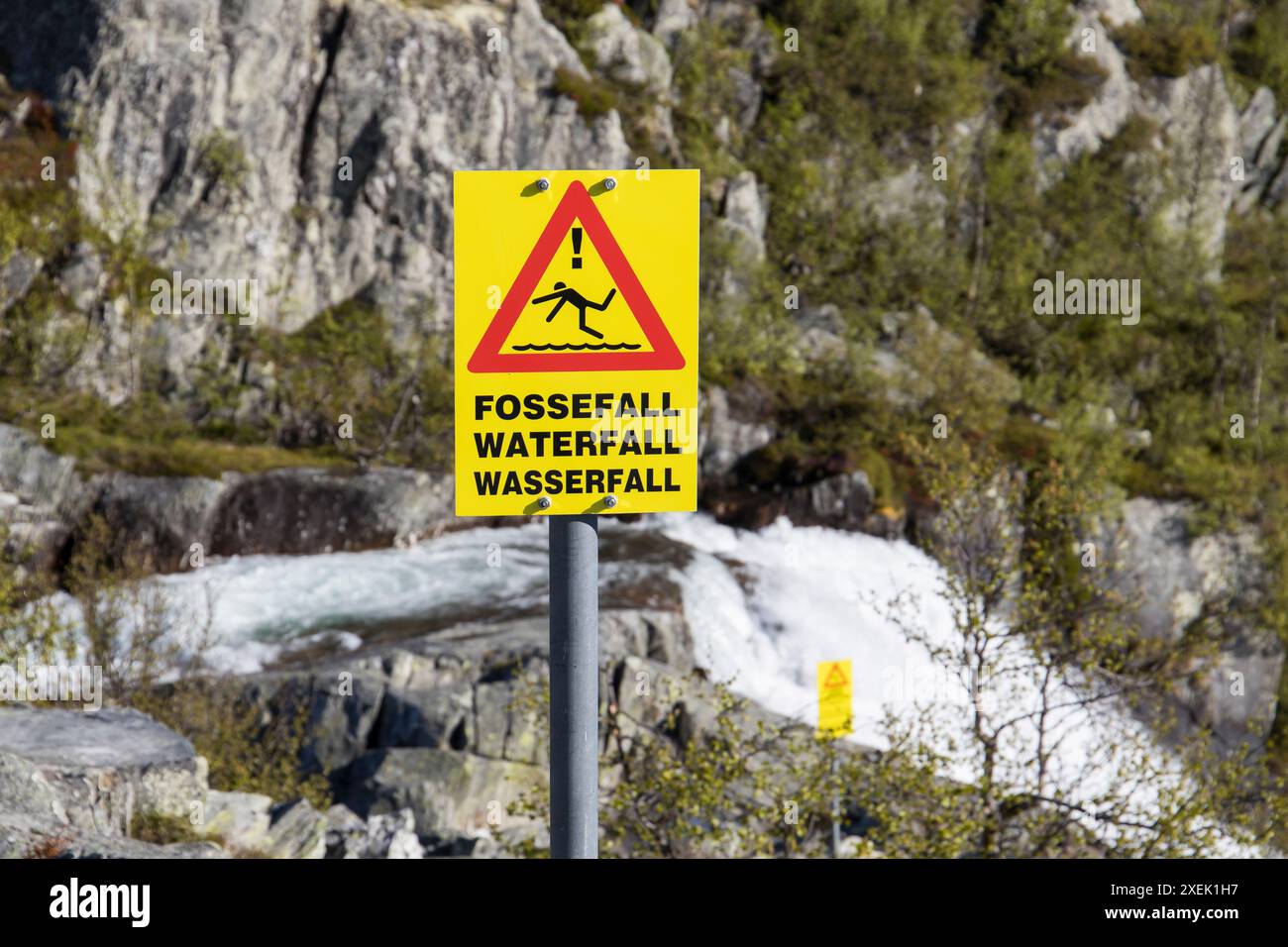 Pictorial warning sign hi-res stock photography and images - Alamy