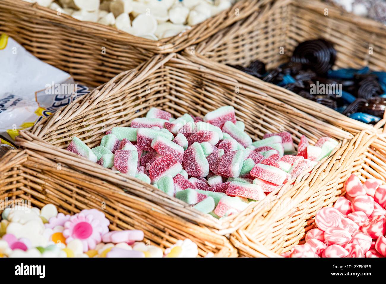 Old fashioned sweets hi-res stock photography and images - Alamy
