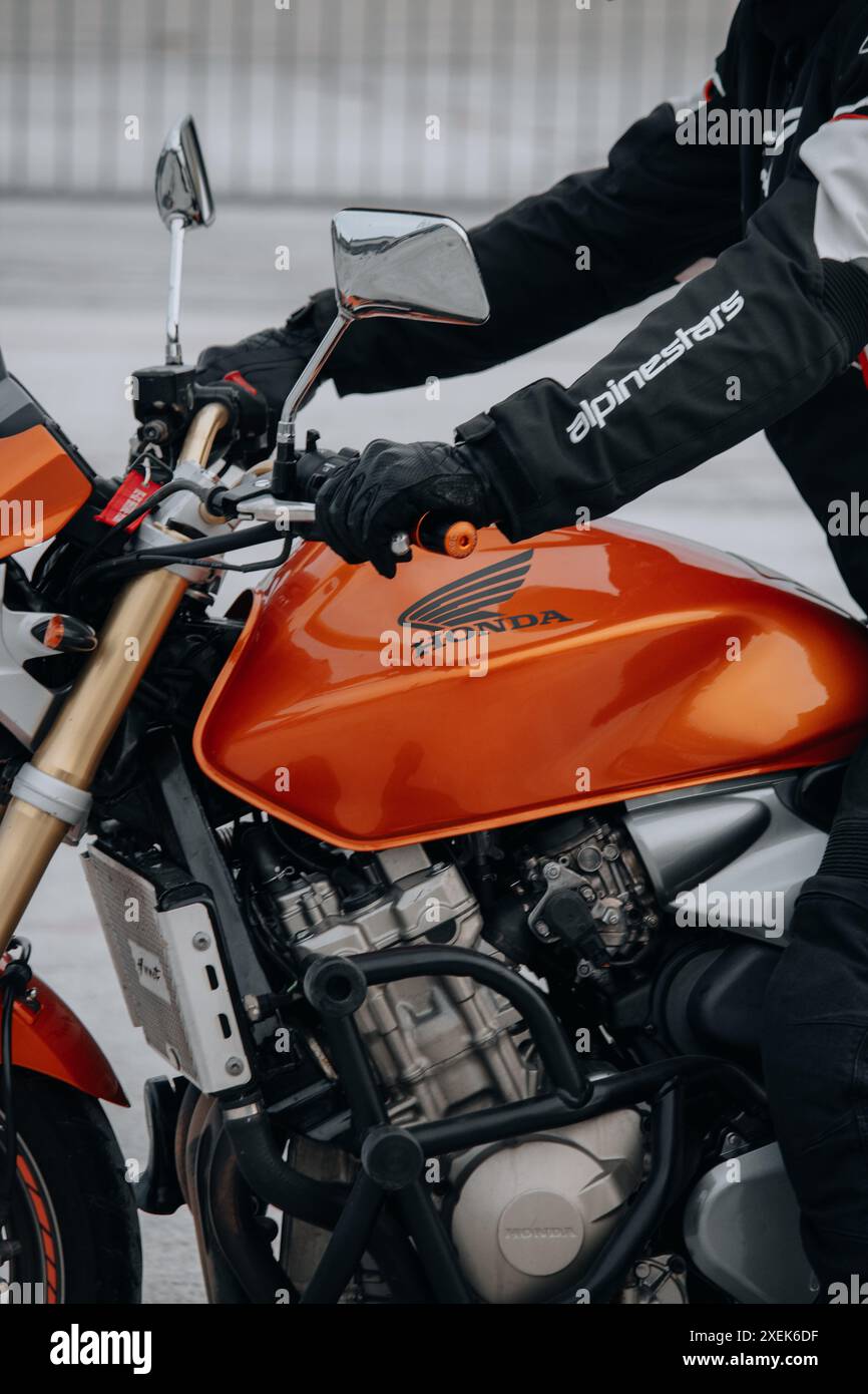 Vintage honda motorcycle hi-res stock photography and images - Alamy