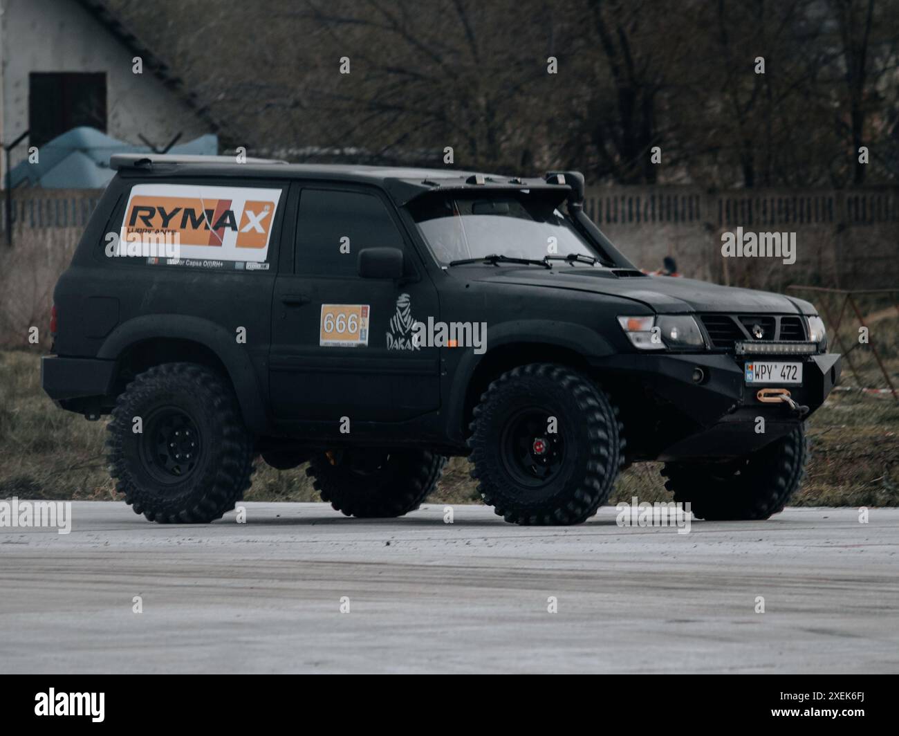 Black Nissan Patrol Stock Photo - Alamy