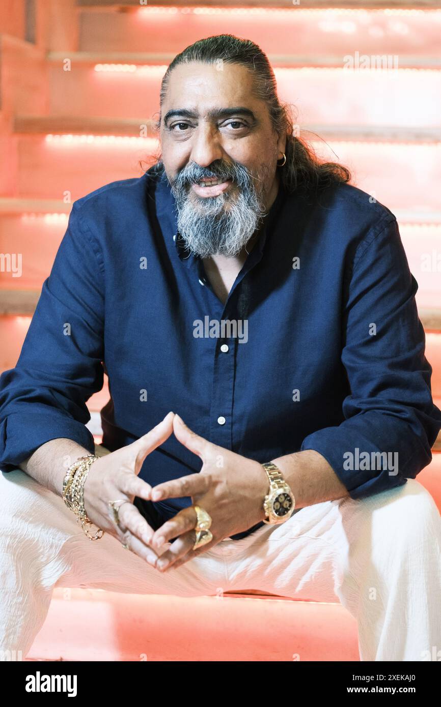 Flamenco singer Diego El Cigala presents the National Tour 'Diego El ...