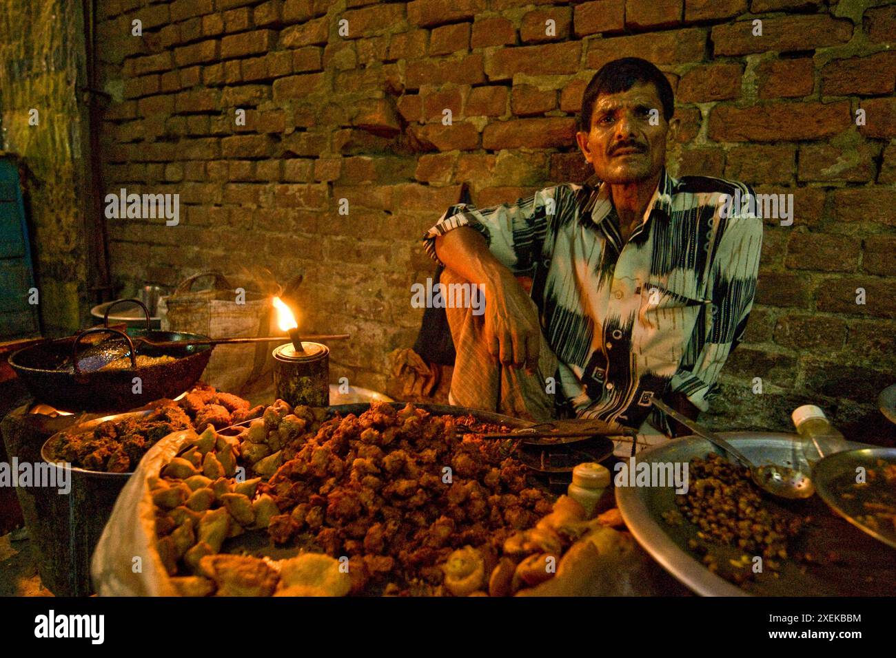 Hawker bangladesh hi-res stock photography and images - Alamy