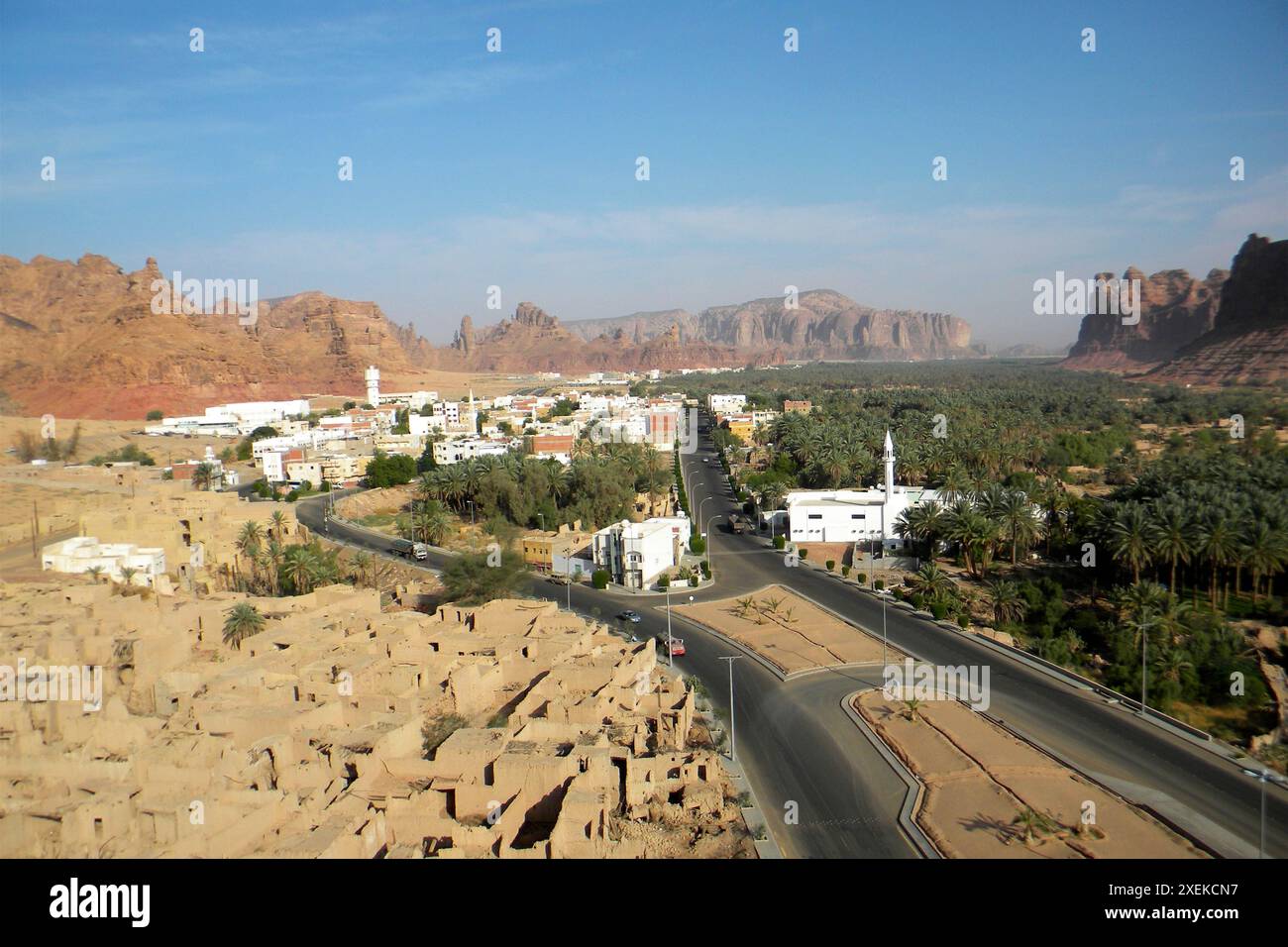 Small Town in the Arabian Desert. Saudi Arabia Stock Photo - Alamy