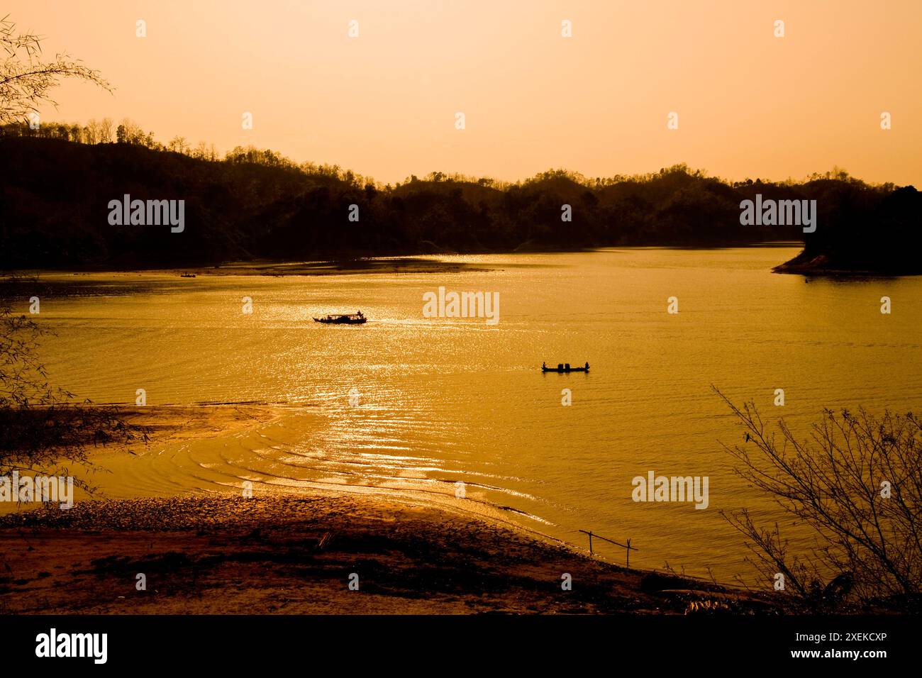 Daily life rangamati hi-res stock photography and images - Alamy