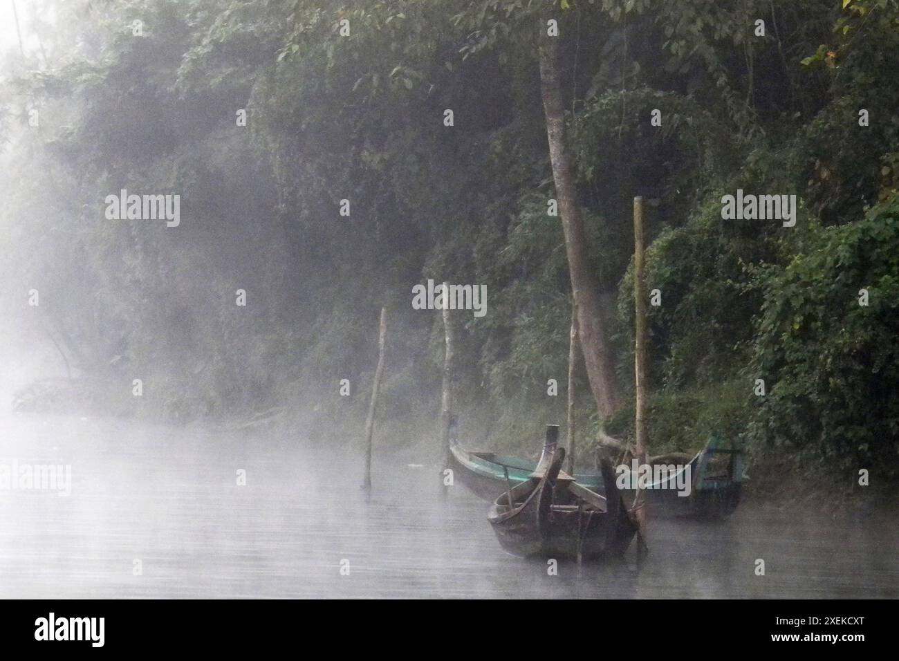 Kaptai Lake. Rangamati. Bangladesh Stock Photo - Alamy