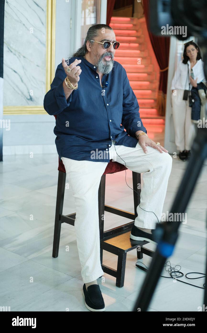 At the calderon theater on june 28 hi-res stock photography and images ...