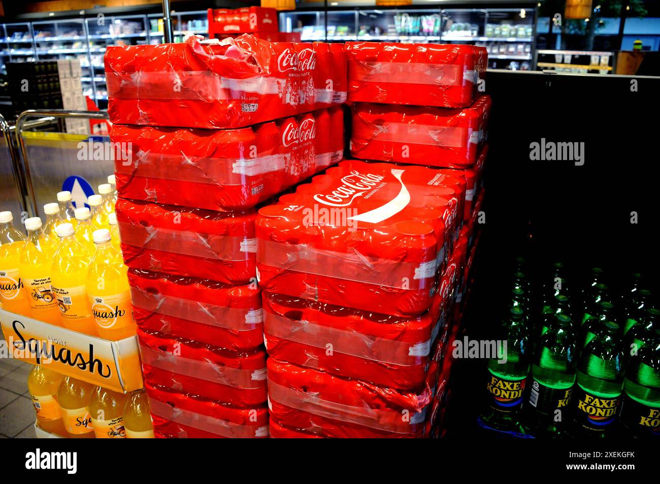 Coke zero 2024 hi-res stock photography and images - Alamy
