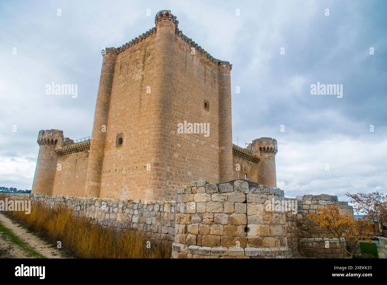Medieval castle. Villafuerte de Esgueva, Valladolid province, Castilla ...