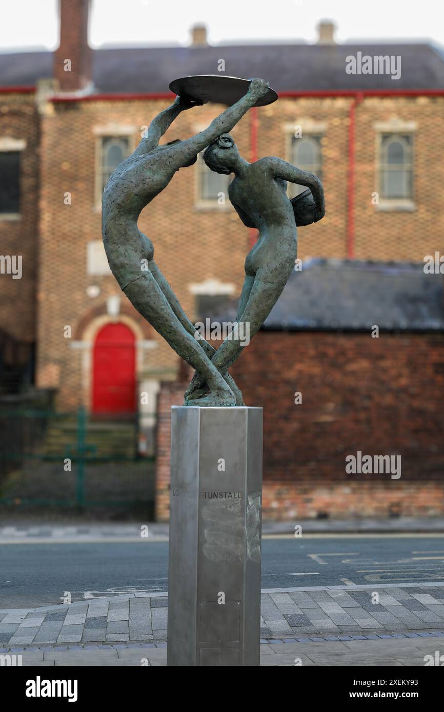 Light of the City sculpture by David Annand in front of entrance to the ...