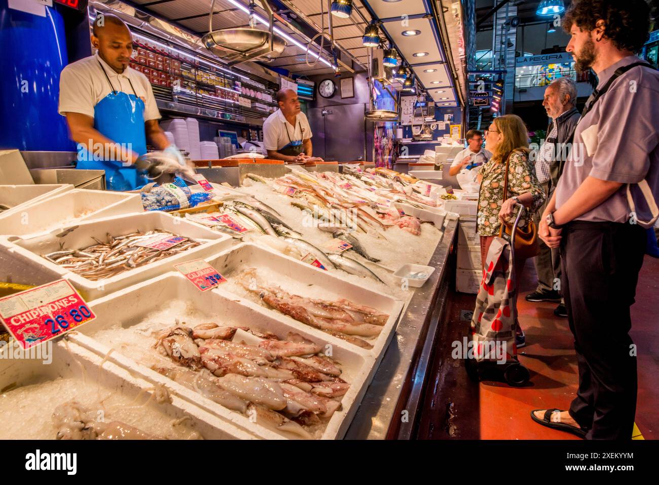 Seafood vendor in Mercado de la Cebada market in the La Latina district ...
