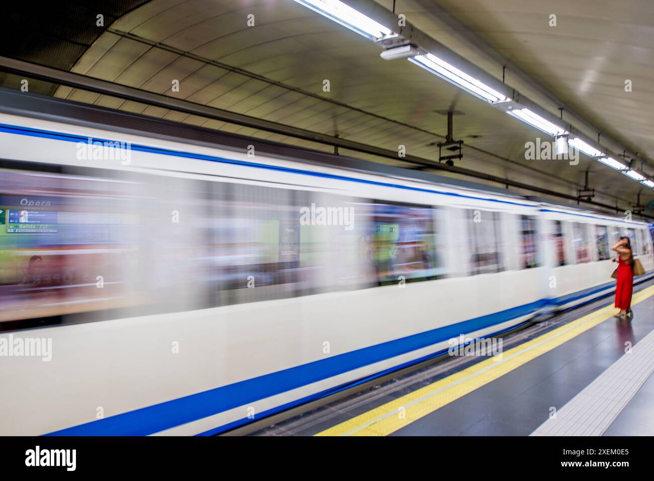 Underground Metro subway, Madrid, Spain Stock Photo - Alamy
