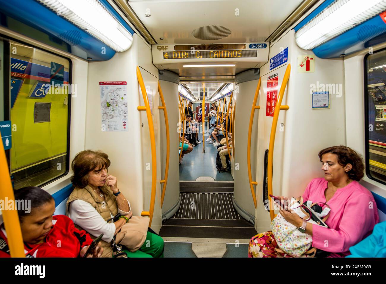 Underground Metro subway, Madrid, Spain Stock Photo - Alamy