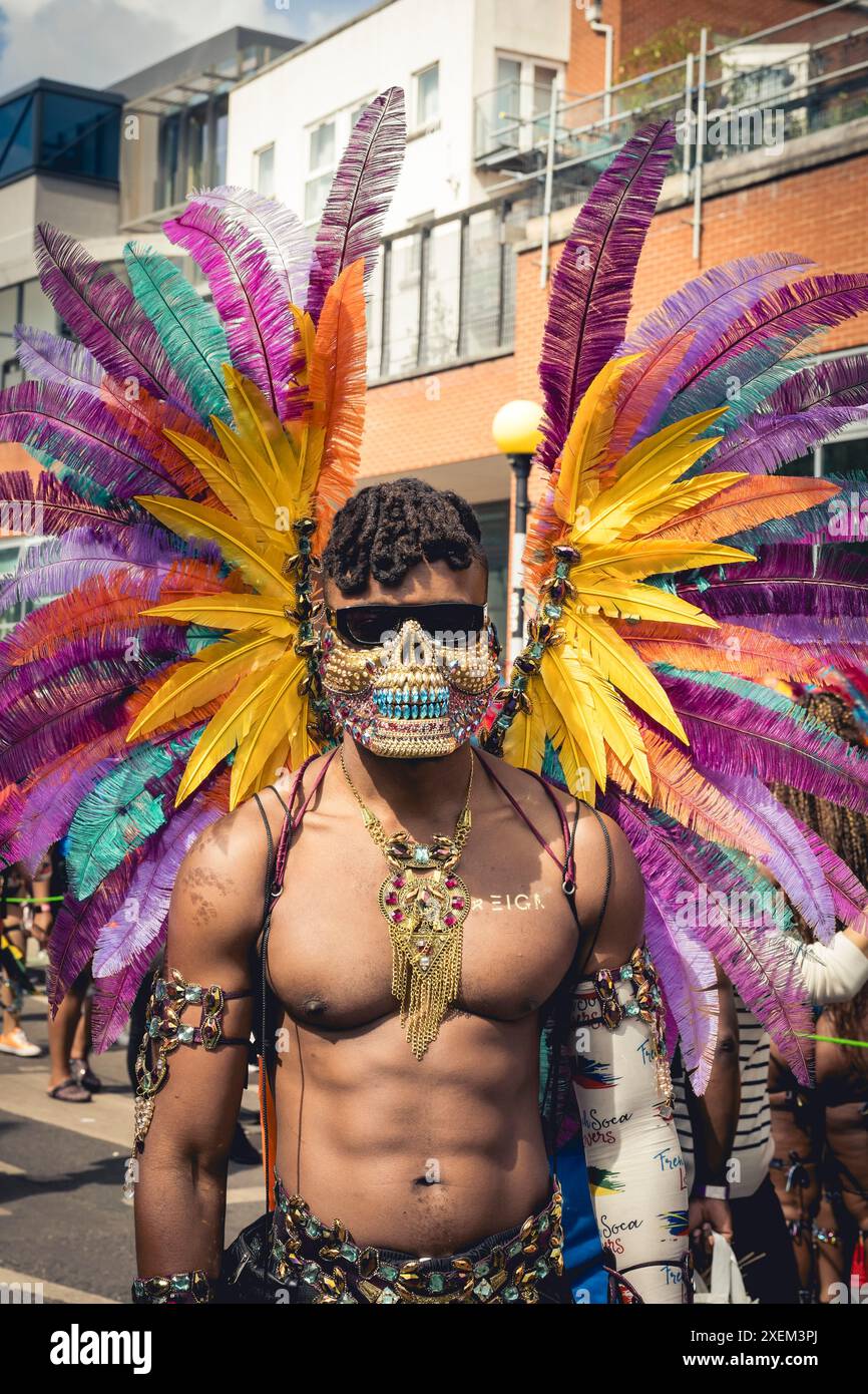 Caribbean carnival costume hi-res stock photography and images - Alamy