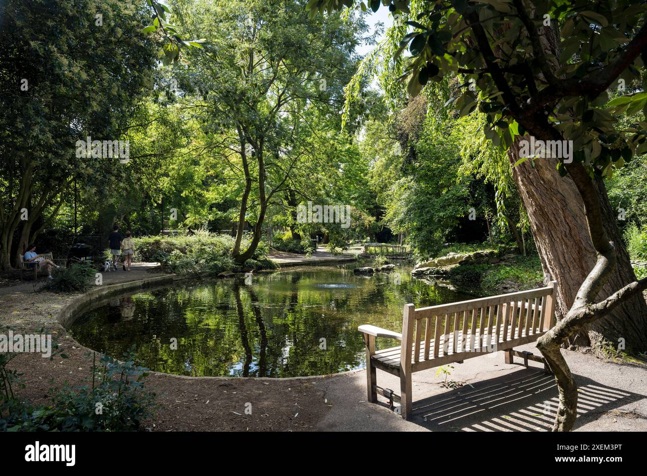 Gardens along New River Walk, Islington, London, UK; London, England ...