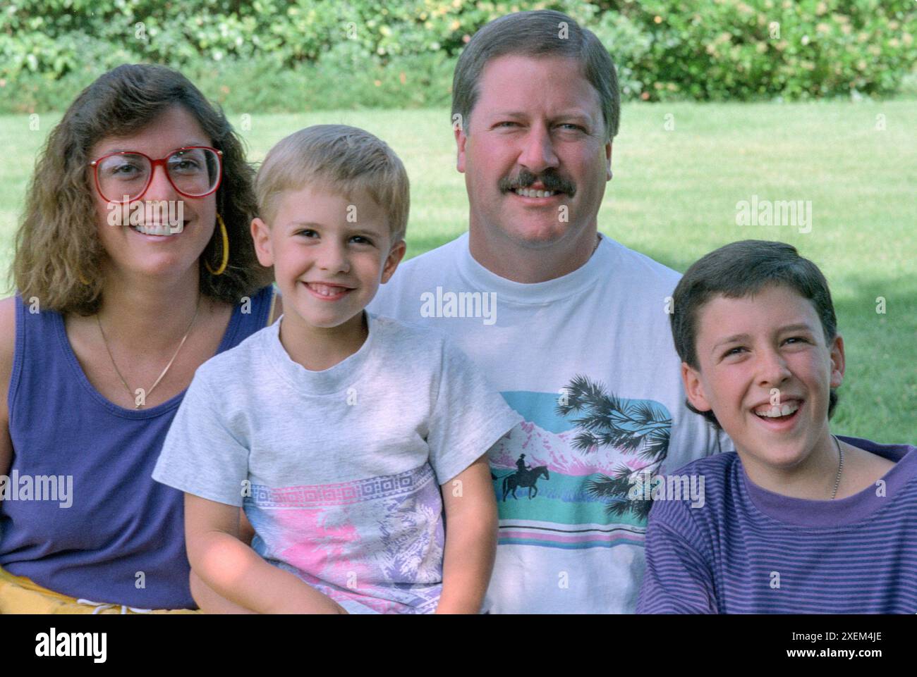 1990s family sitting hi-res stock photography and images - Alamy