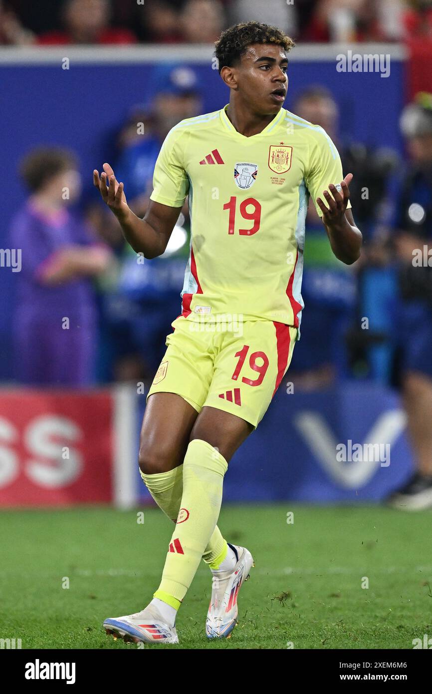 Spain euro 2024 lamine yamal hi-res stock photography and images - Alamy