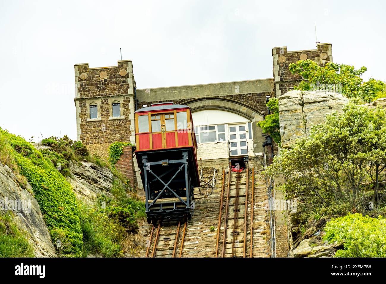 A stroll through the harbour town of Hastings and the beautiful ...