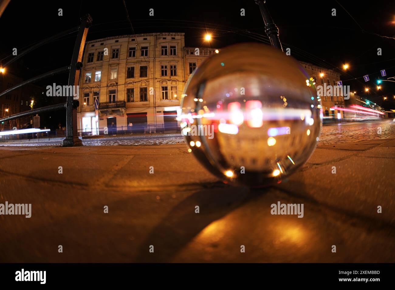 Crystal angle hi-res stock photography and images - Alamy