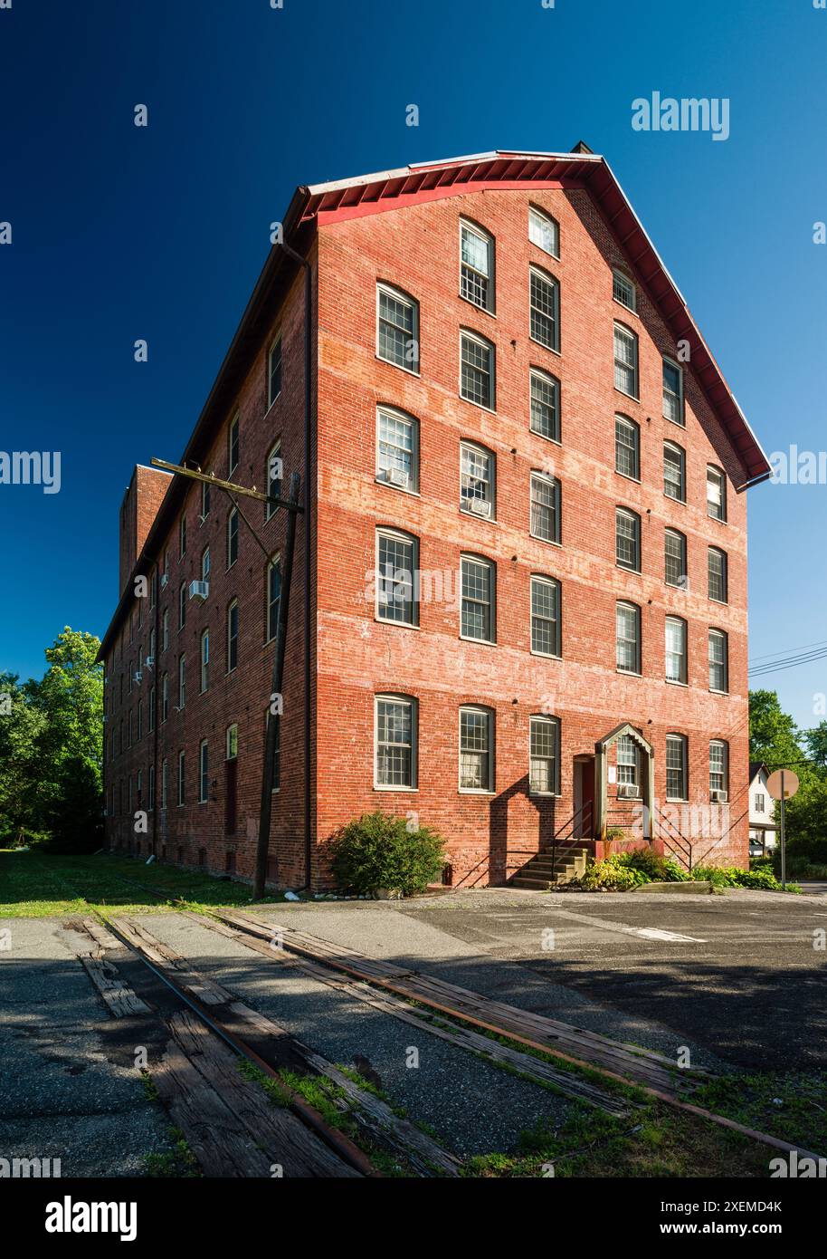 J. S. Halpine Tobacco Warehouse New Milford, Connecticut, USA Stock ...