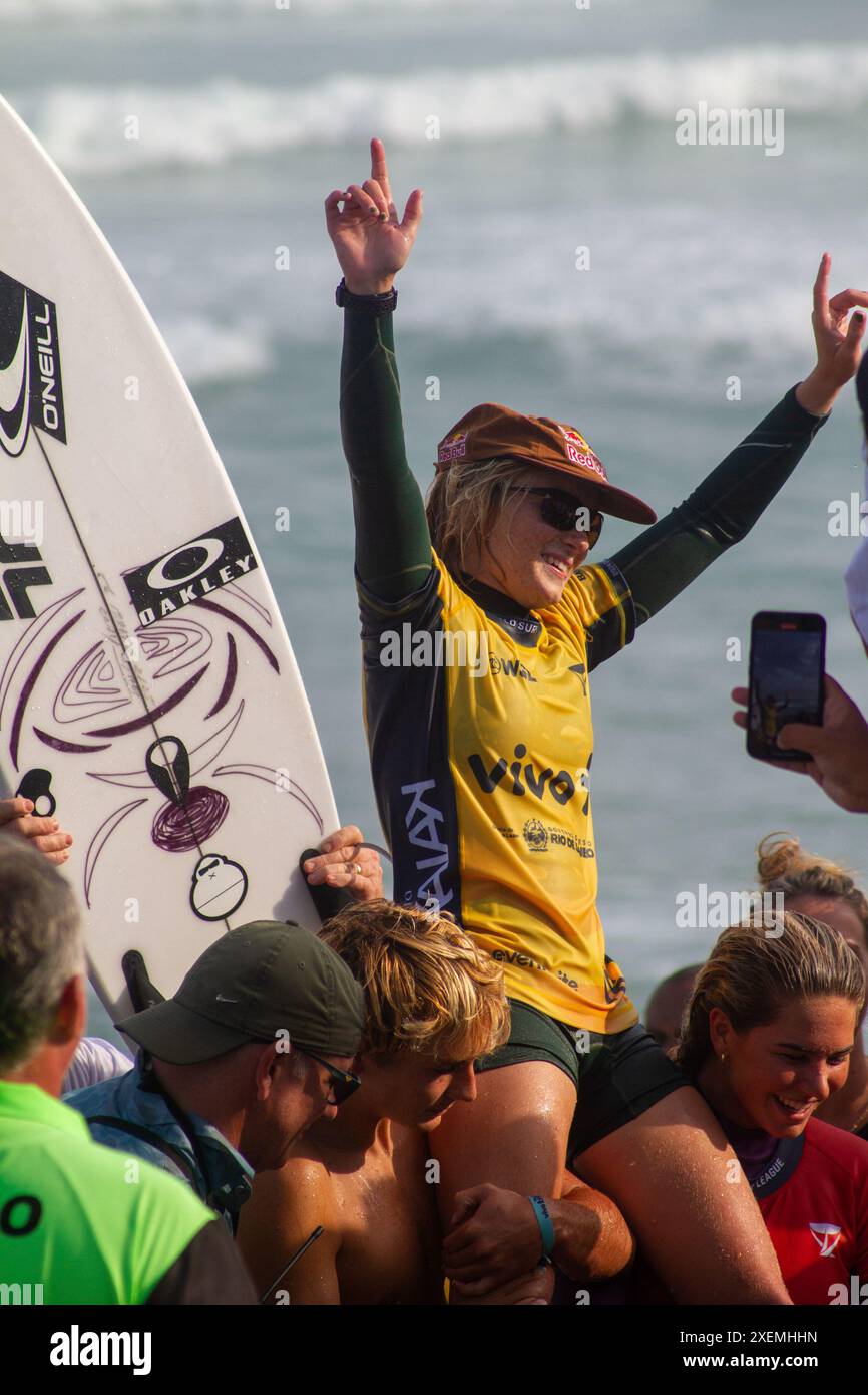 Saquarema, Brazil. 28th June, 2024. catlim Simmers (USA), champion of ...