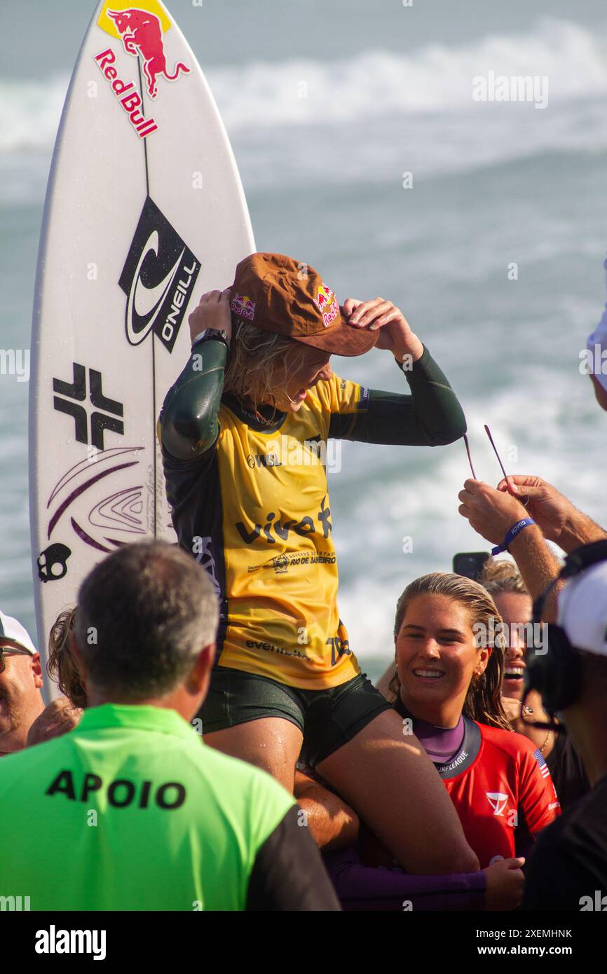 Saquarema, Brazil. 28th June, 2024. catlim Simmers (USA), champion of ...