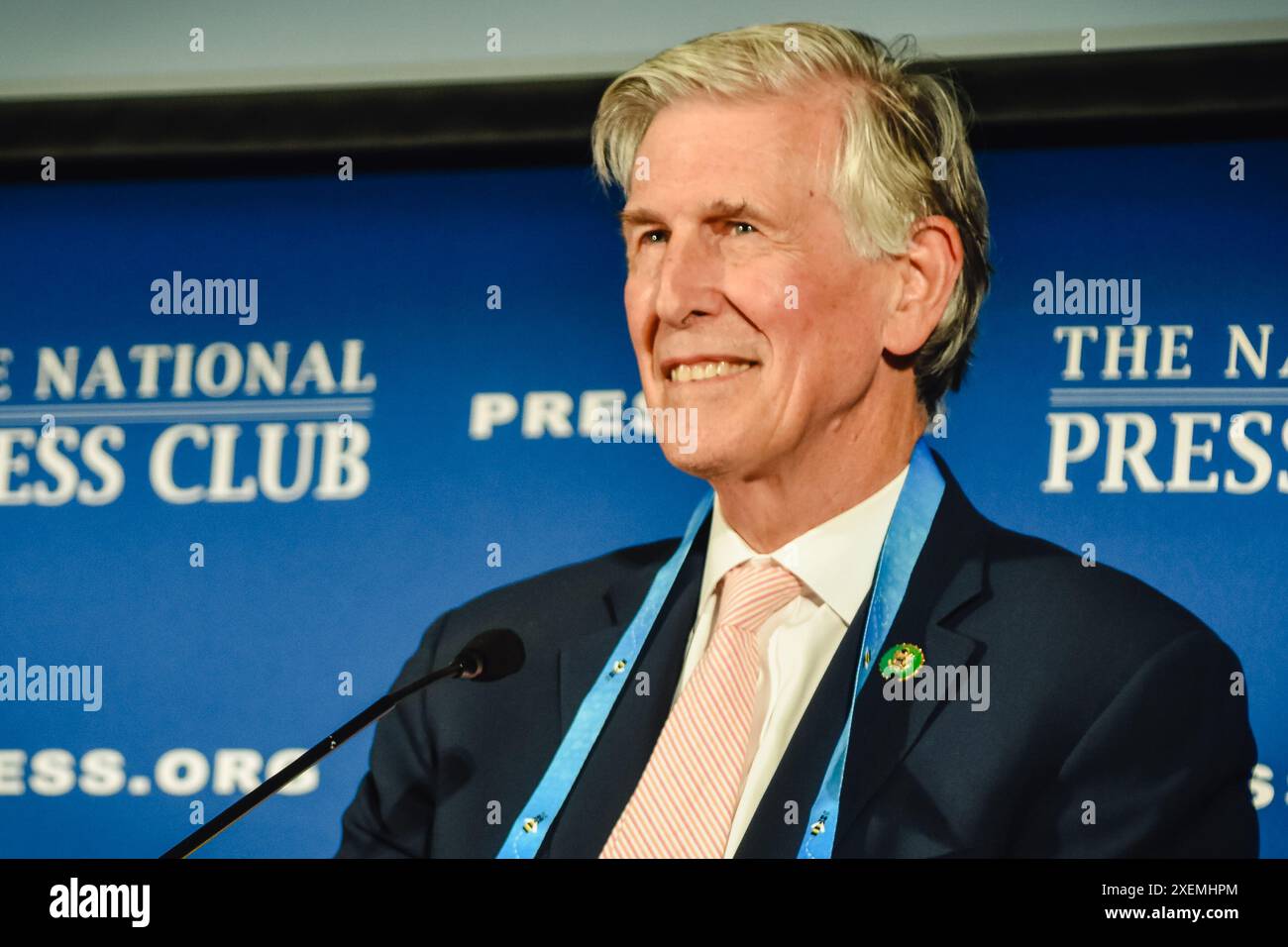 Rep. Don Beyer (D, VA) at the Press vs. Politicians Spelling Bee, 27 ...