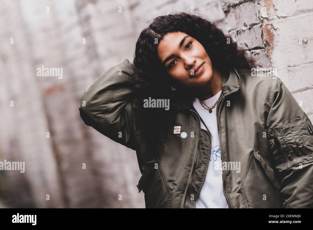 Olivia Dean poses backstage on February 19th 2021 during SXSW Online ...