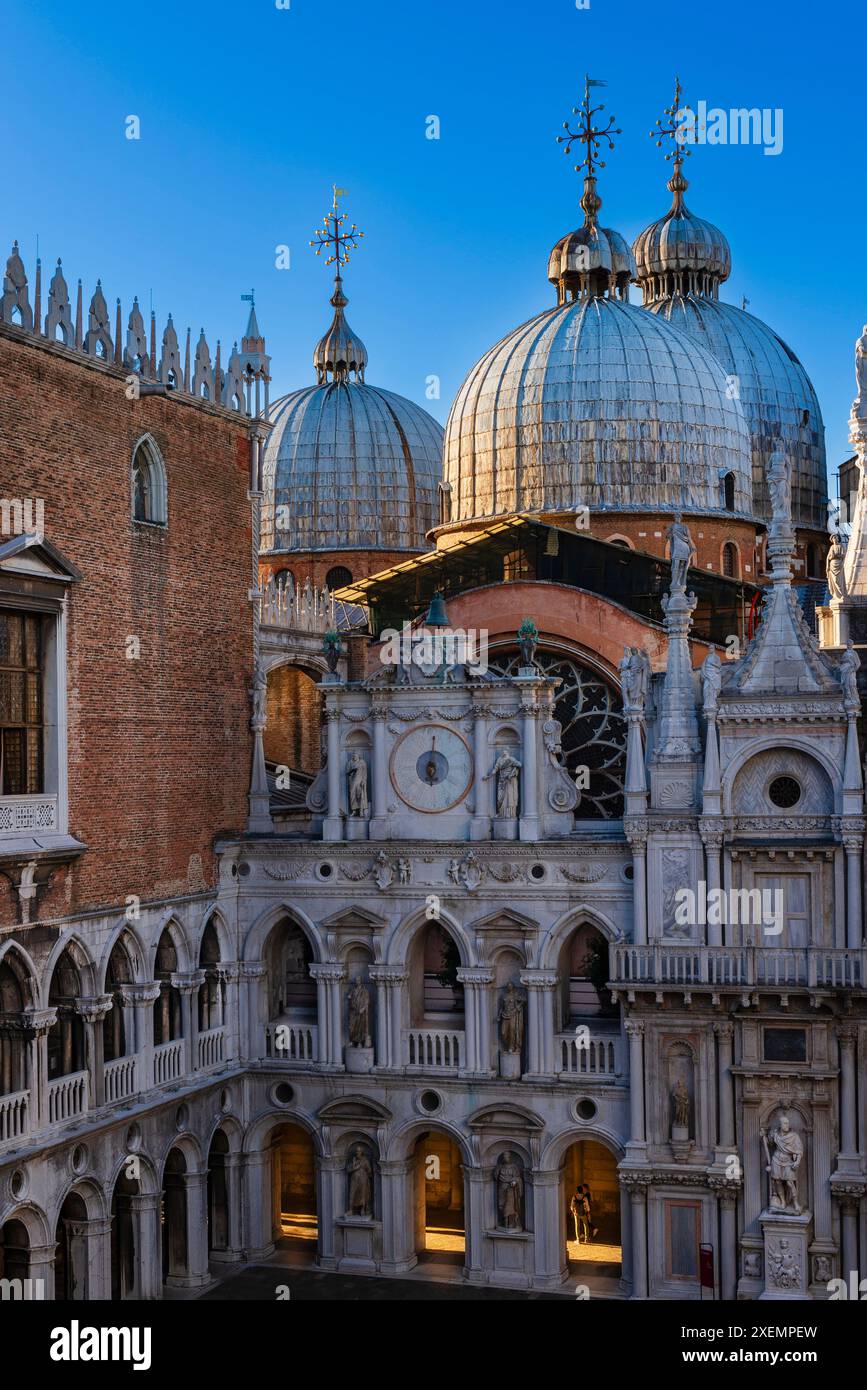 Courtyard of Doge's Palace and view of the domes of St. Mark's ...