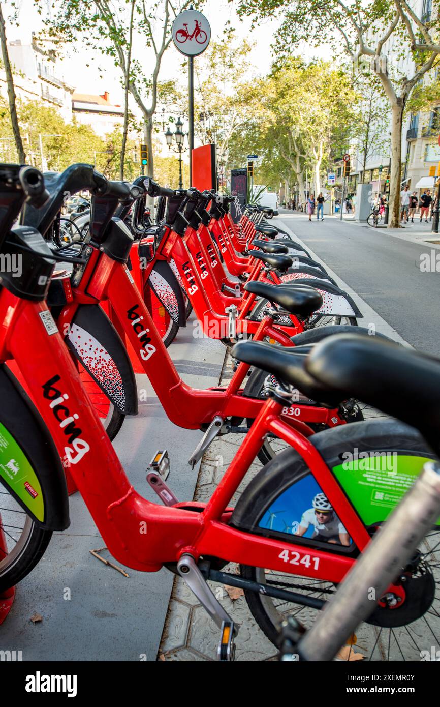 Rental electric bicycles hi-res stock photography and images - Alamy