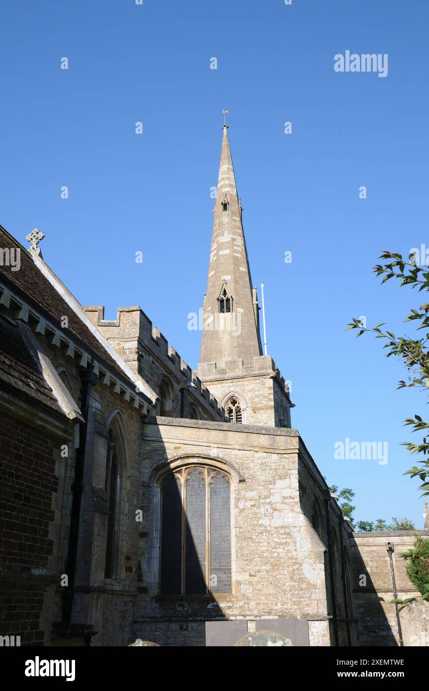 St Mary the Virgin, Burton Latimer, Northamptonshire Stock Photo - Alamy
