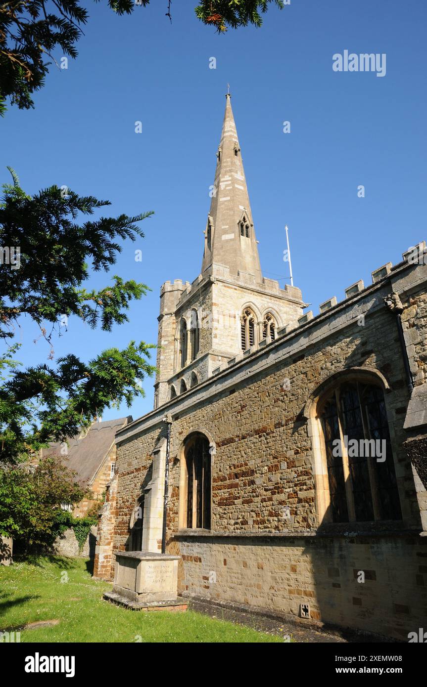 St Mary the Virgin, Burton Latimer, Northamptonshire Stock Photo - Alamy