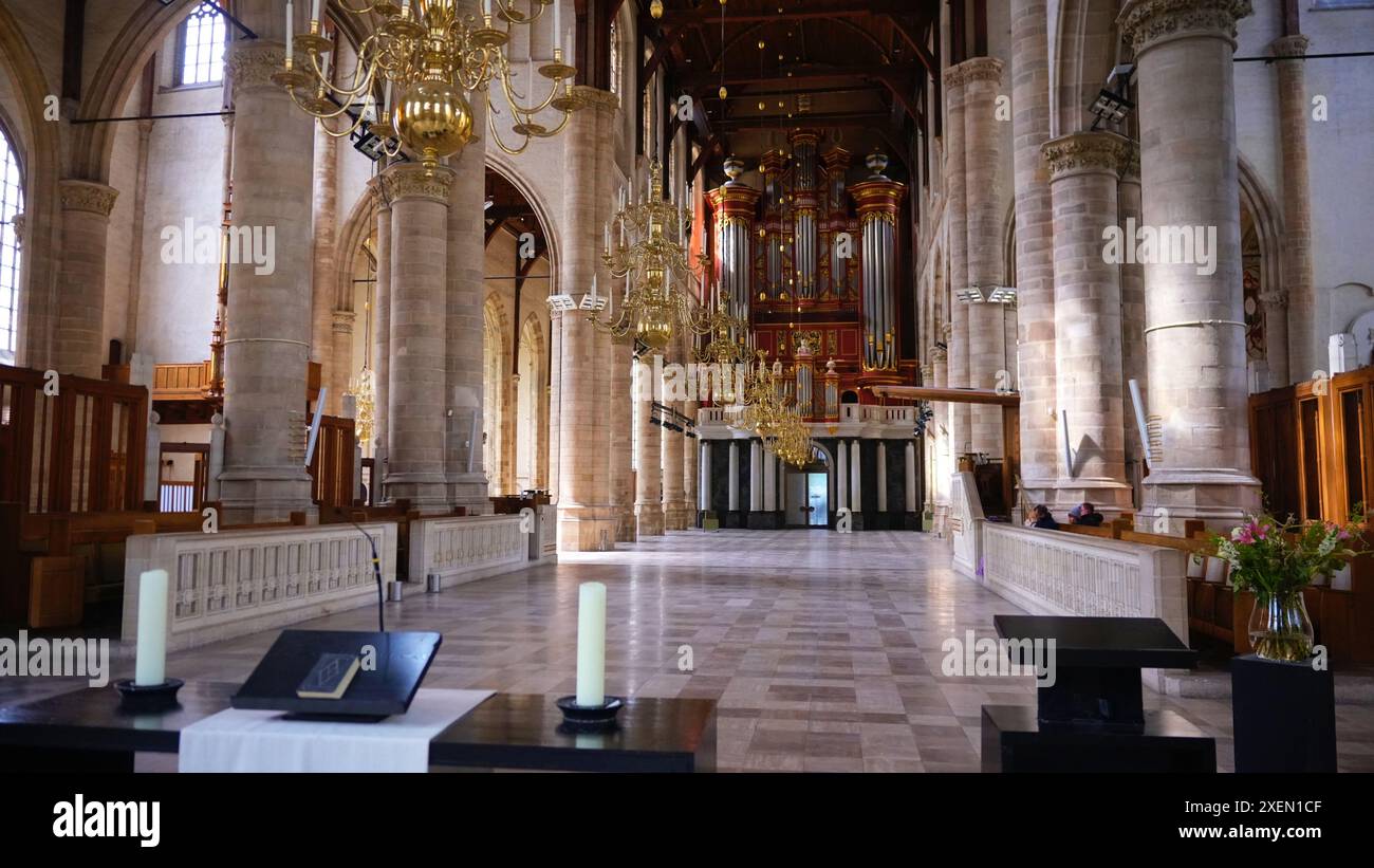 Inside the catholic church in rotterdam hi-res stock photography and ...
