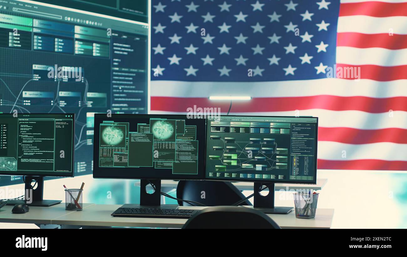 Network operations room hi-res stock photography and images - Alamy