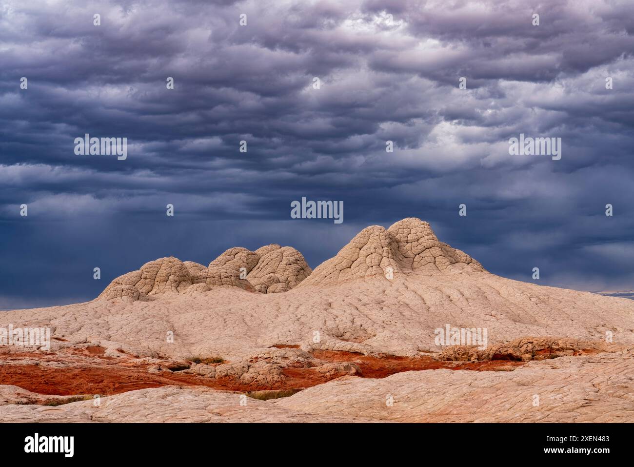 Co lines hi-res stock photography and images - Alamy