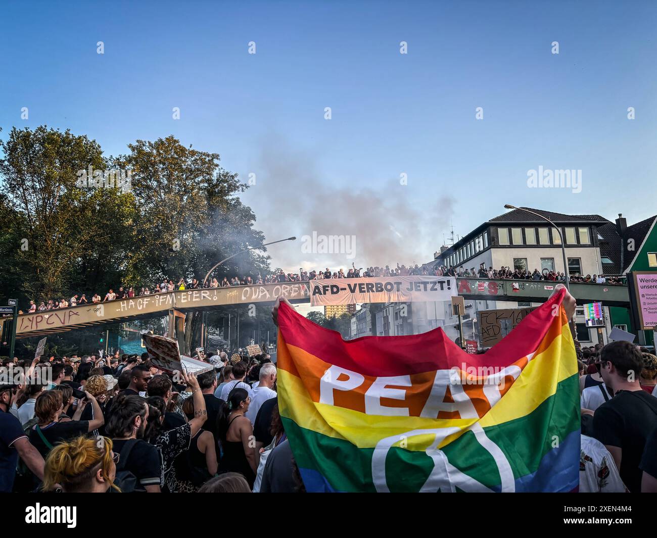 Essen, NRW, Deutschland Demonstration gegen den AfD Bundesparteitag in ...