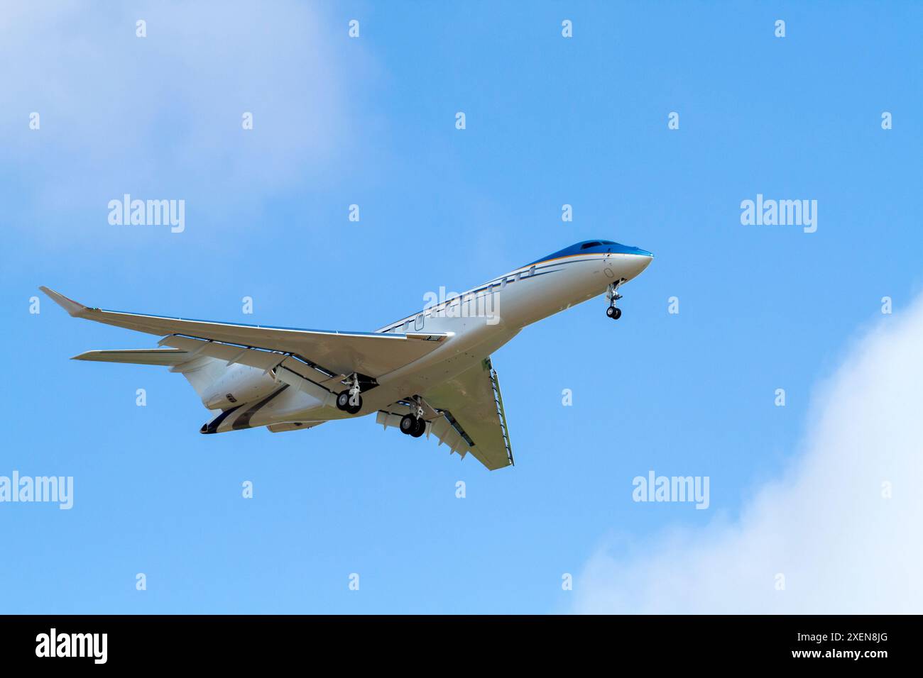 Bombardier 7000 private jet landing Stock Photo - Alamy