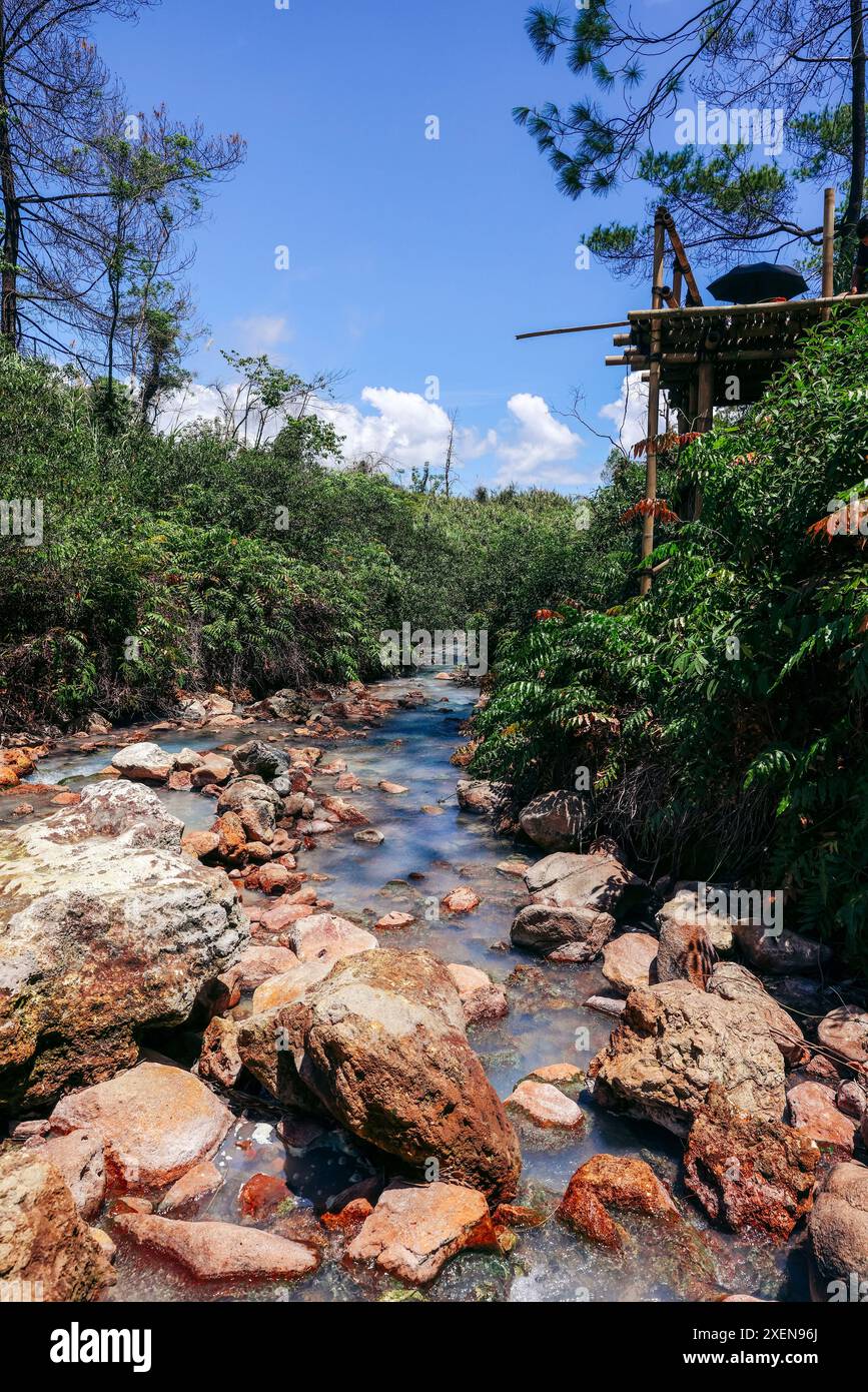 Mahwatu wisata tomohon hi-res stock photography and images - Alamy