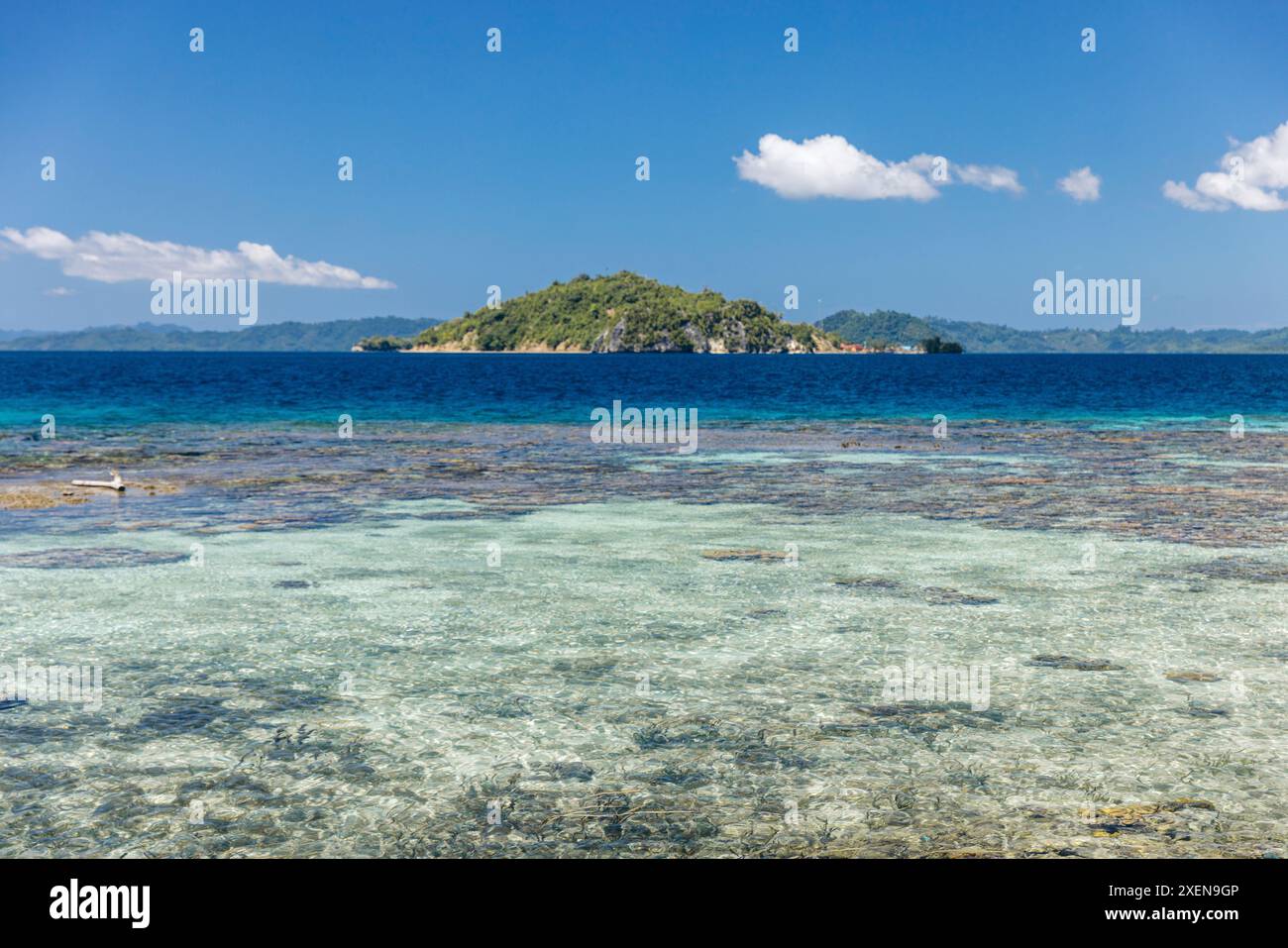 Clear turquoise ocean water and islands in Kepulauan Togean National ...