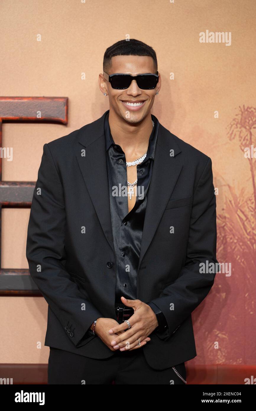 Josh le grove hi-res stock photography and images - Alamy