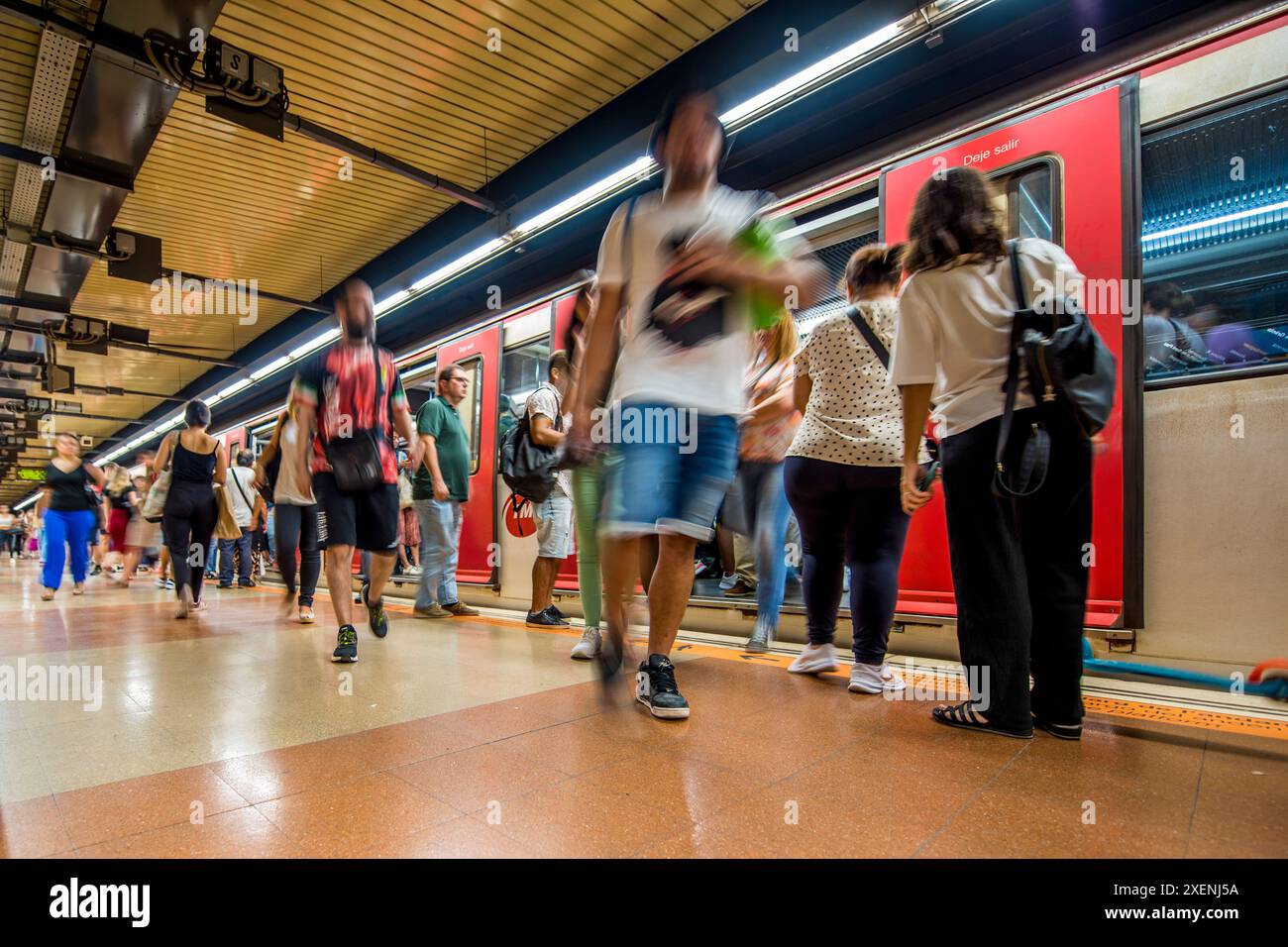 The Metro subway, barcelona, spain Stock Photo - Alamy