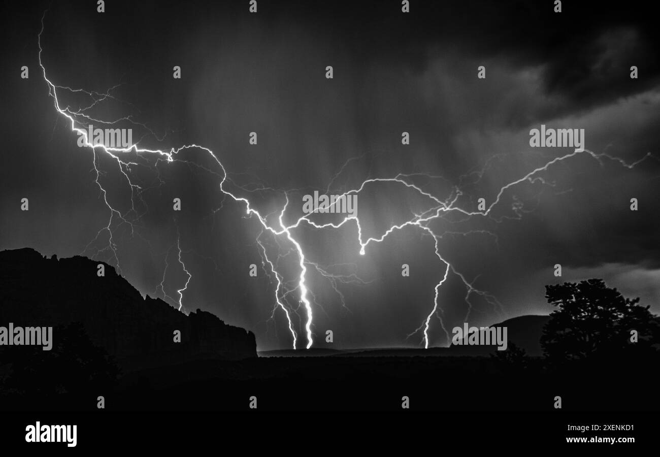 Stormy weather Black and White Stock Photos & Images - Alamy