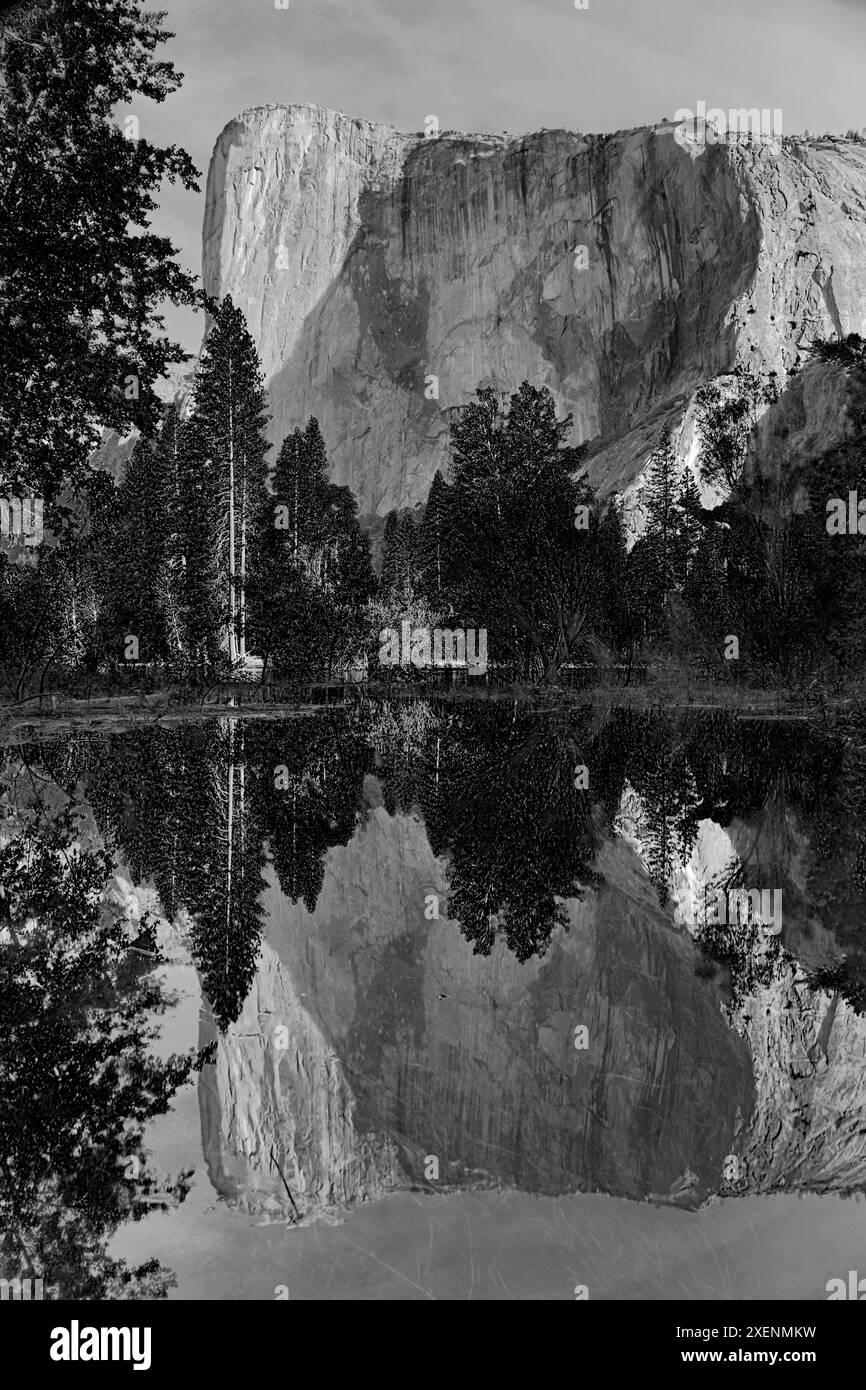 El capitan merced river Black and White Stock Photos & Images - Alamy