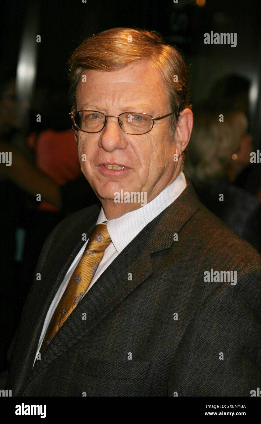 Jeff Greenfield attends the premiere of "Going Upriver: The Long War of ...