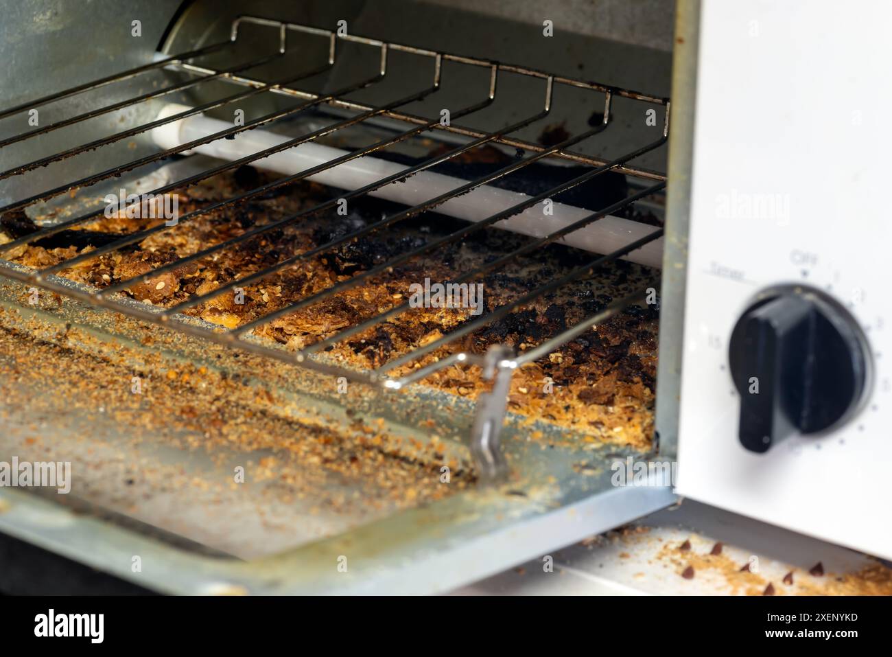 Dirty and uncleaned oven toaster Stock Photo - Alamy